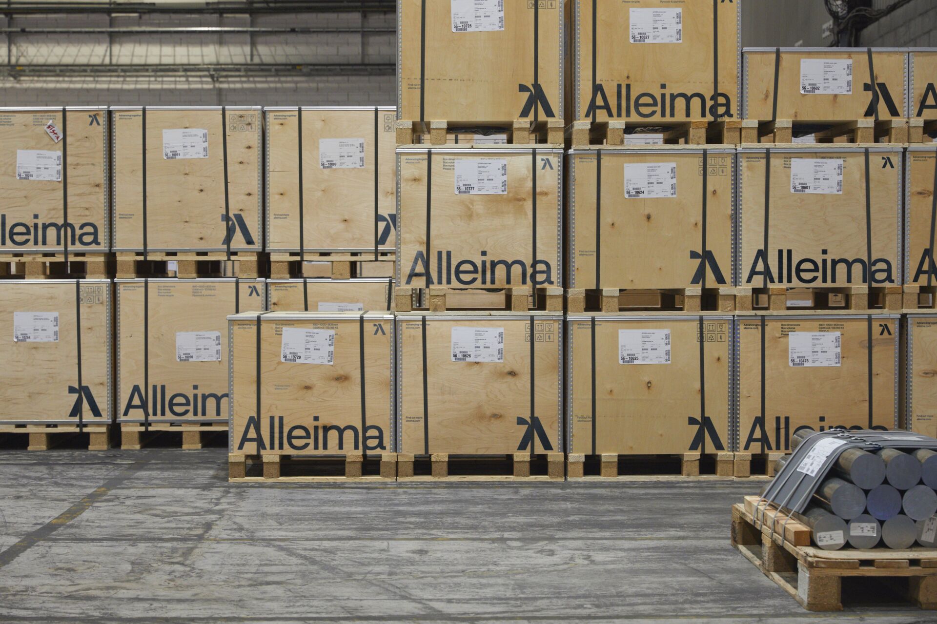 Stainless round bar and hollow bar — Alleima